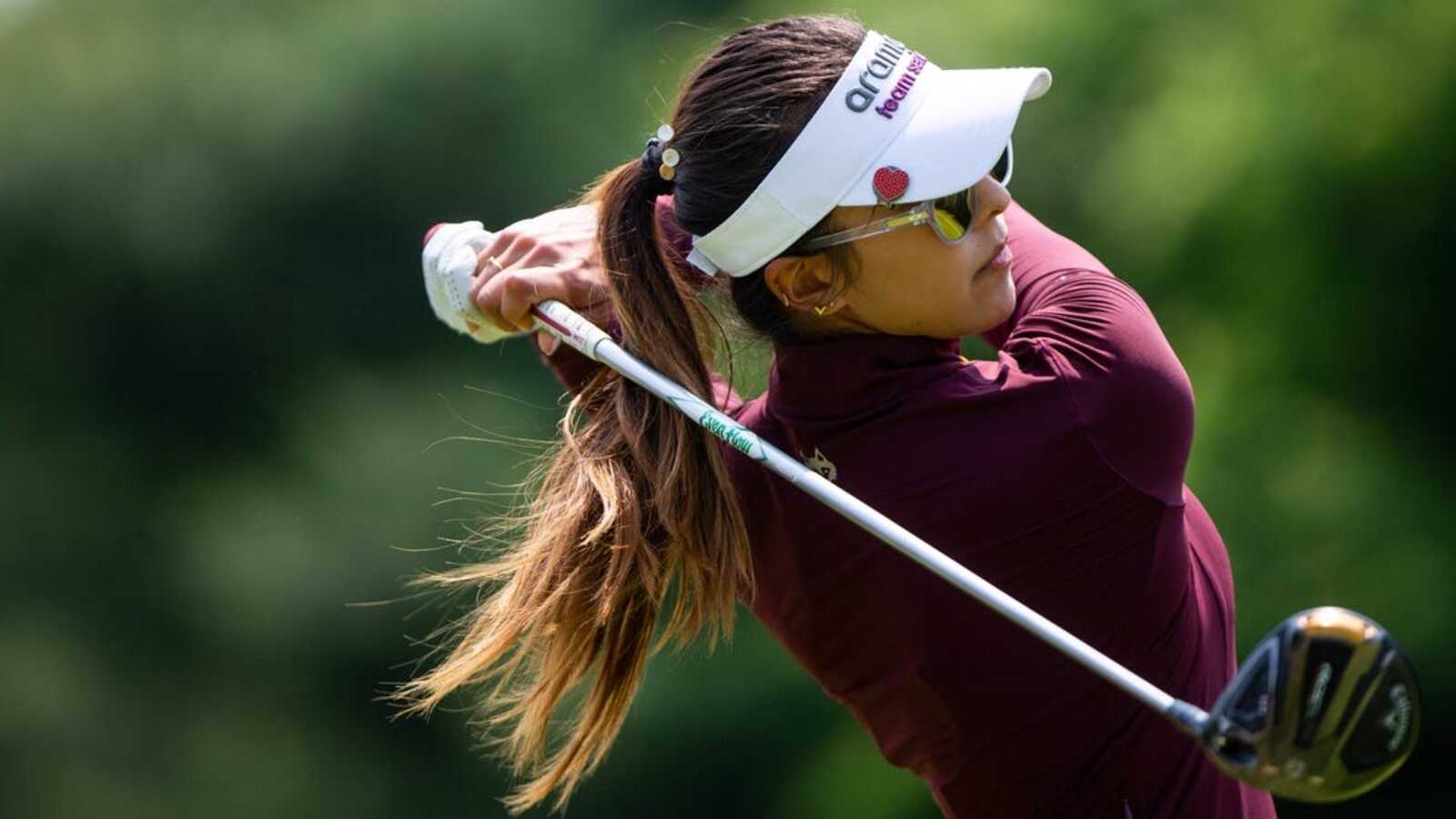 Alison Lee gains confidence in her swing, leads Meijer | Yardbarker