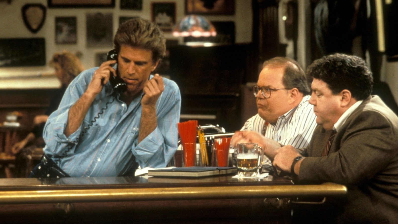 The 25 must-watch episodes of 'Cheers' | Yardbarker