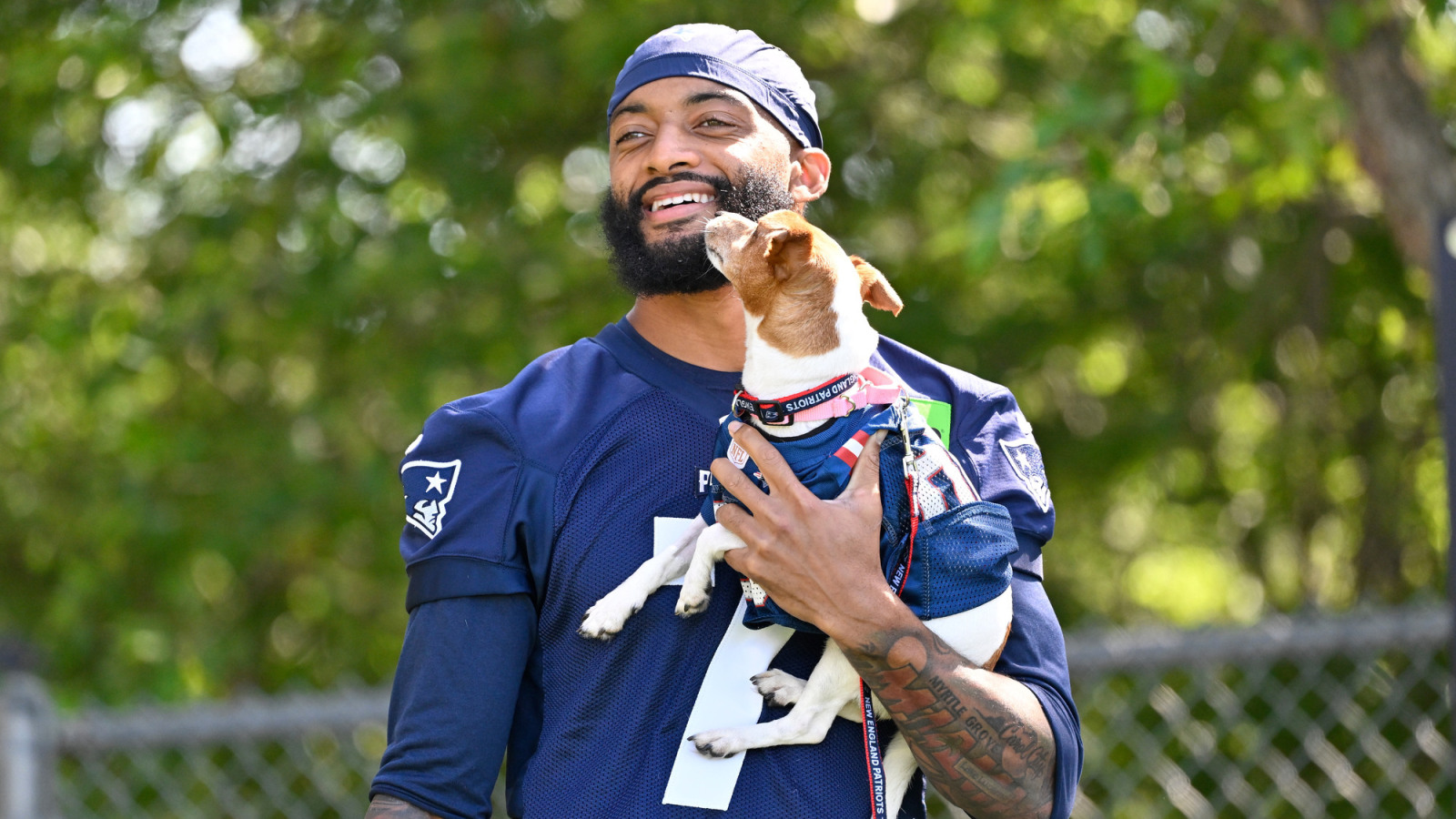 Watch: Patriots CB Carlton Davis III pulls off unreal interception ...