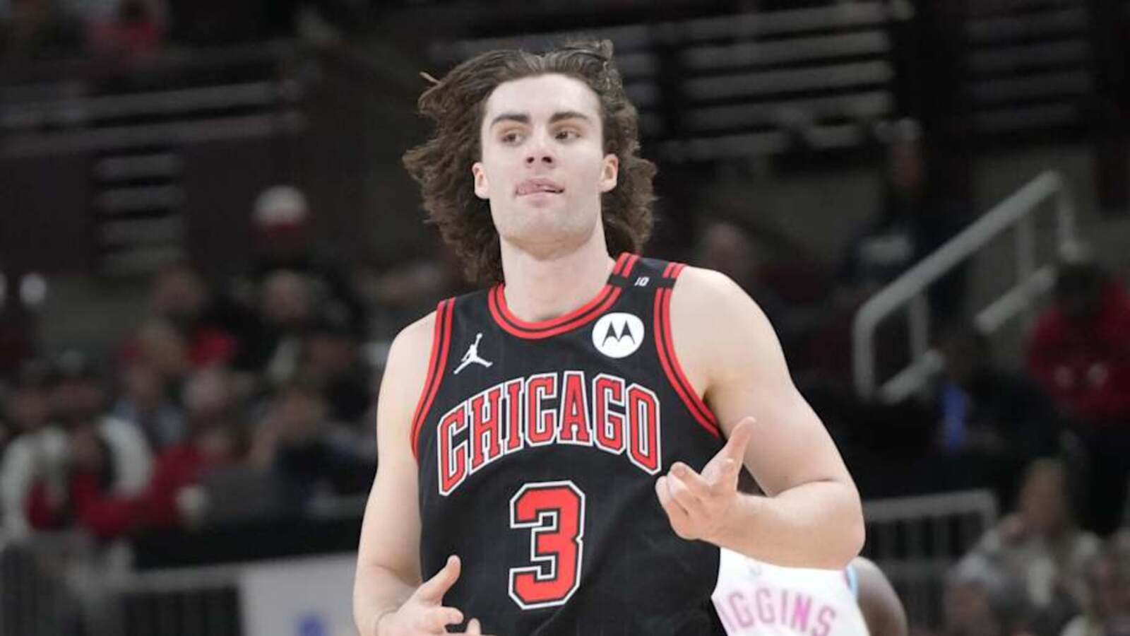 Bulls Star Josh Giddey's Surprise Appearance Goes Viral | Yardbarker