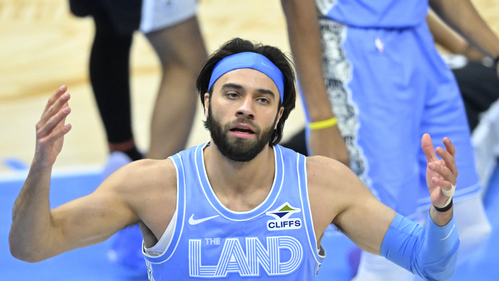 Max Strus’ viral text message to Cavaliers before Game 5 backfired ...