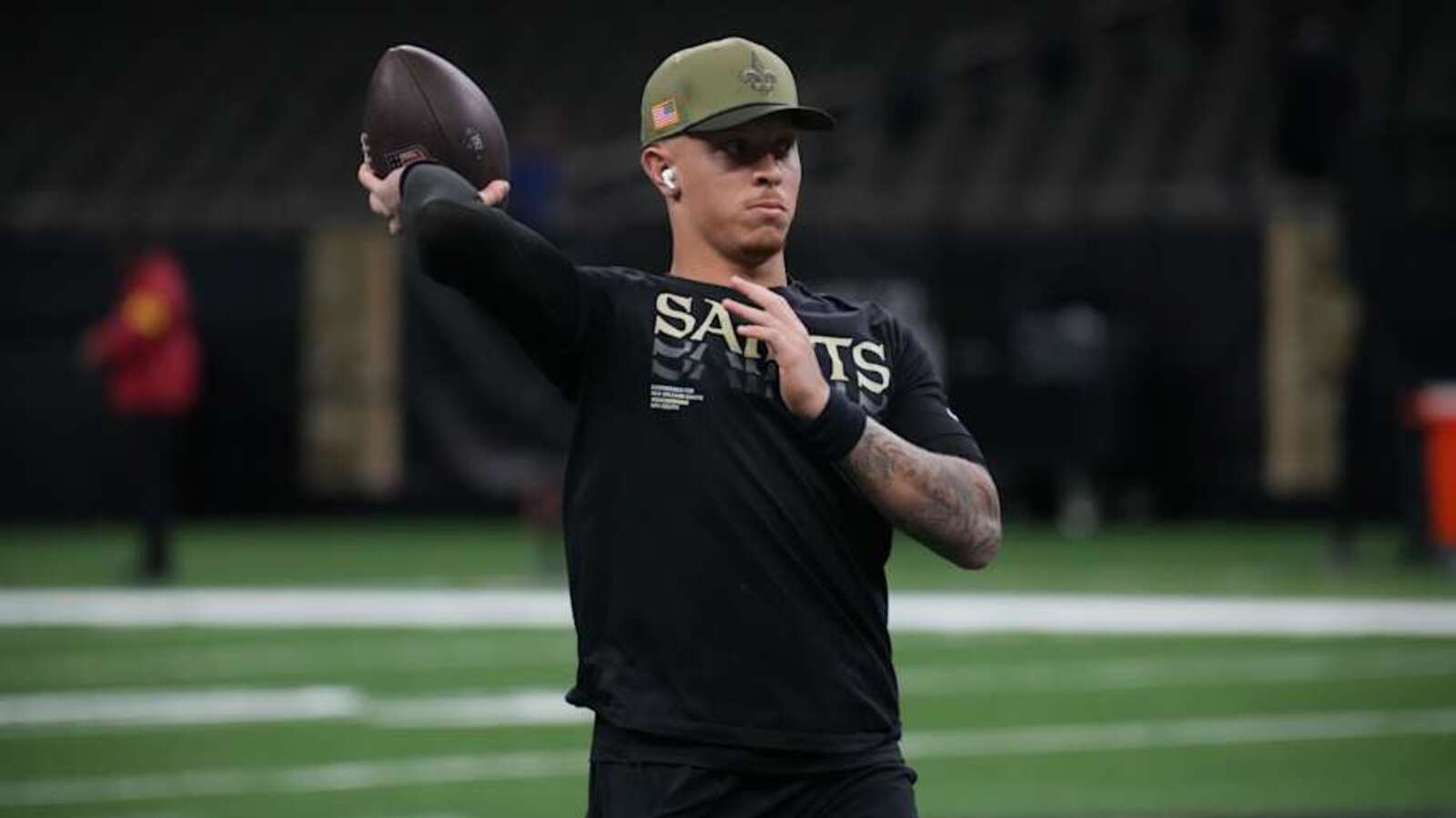 Saints’ Tyler Shough Makes Case For Spencer Rattler | Yardbarker