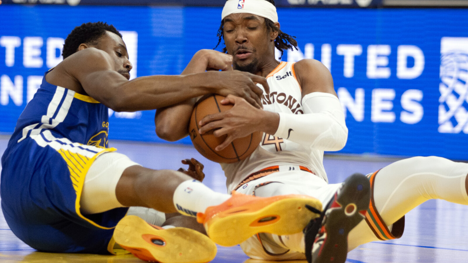 Spurs Grab 'Huge' Bounce Back Win vs. Warriors | Yardbarker