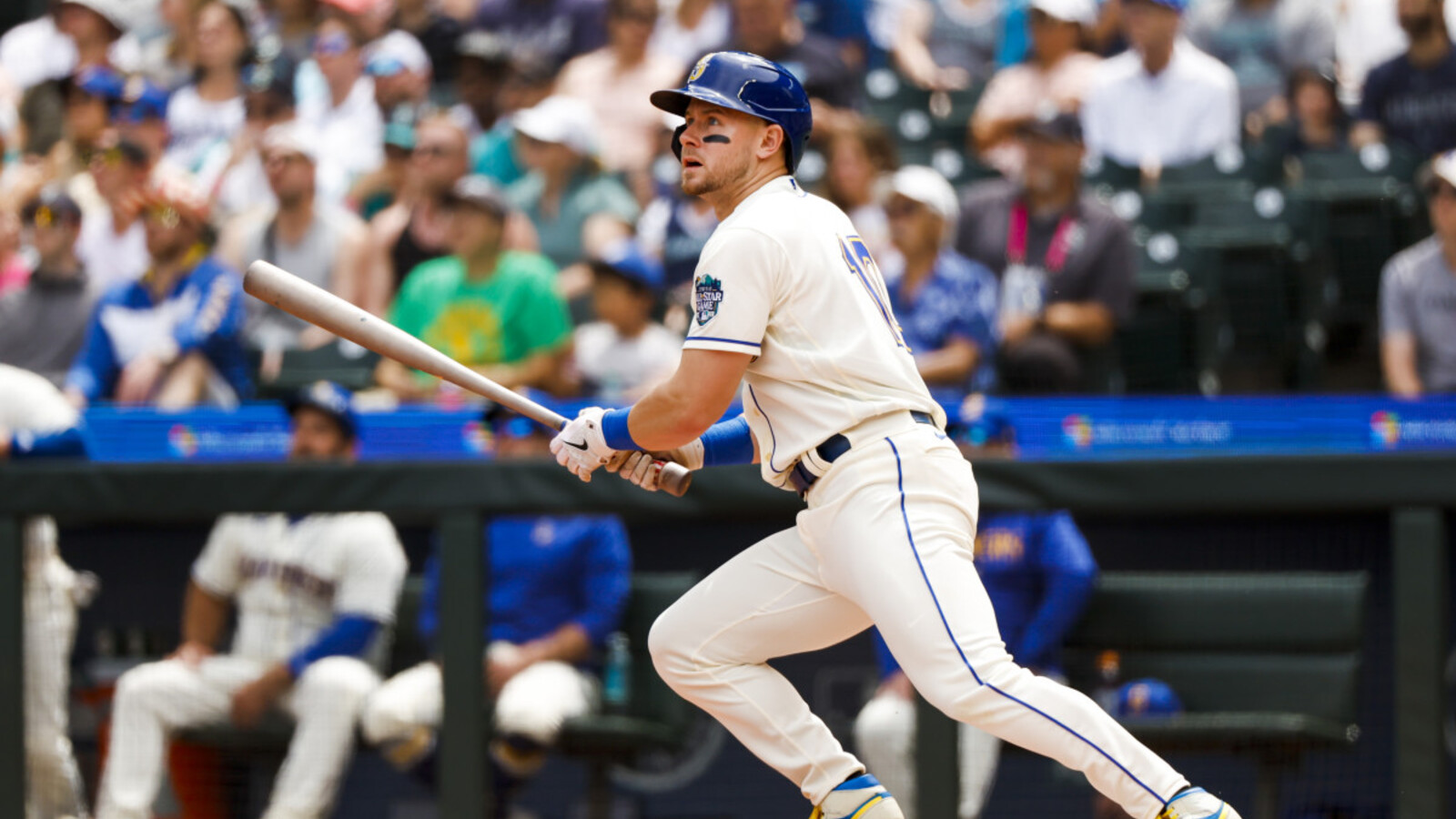 Official jersey numbers have been announced for a trio of Braves ...