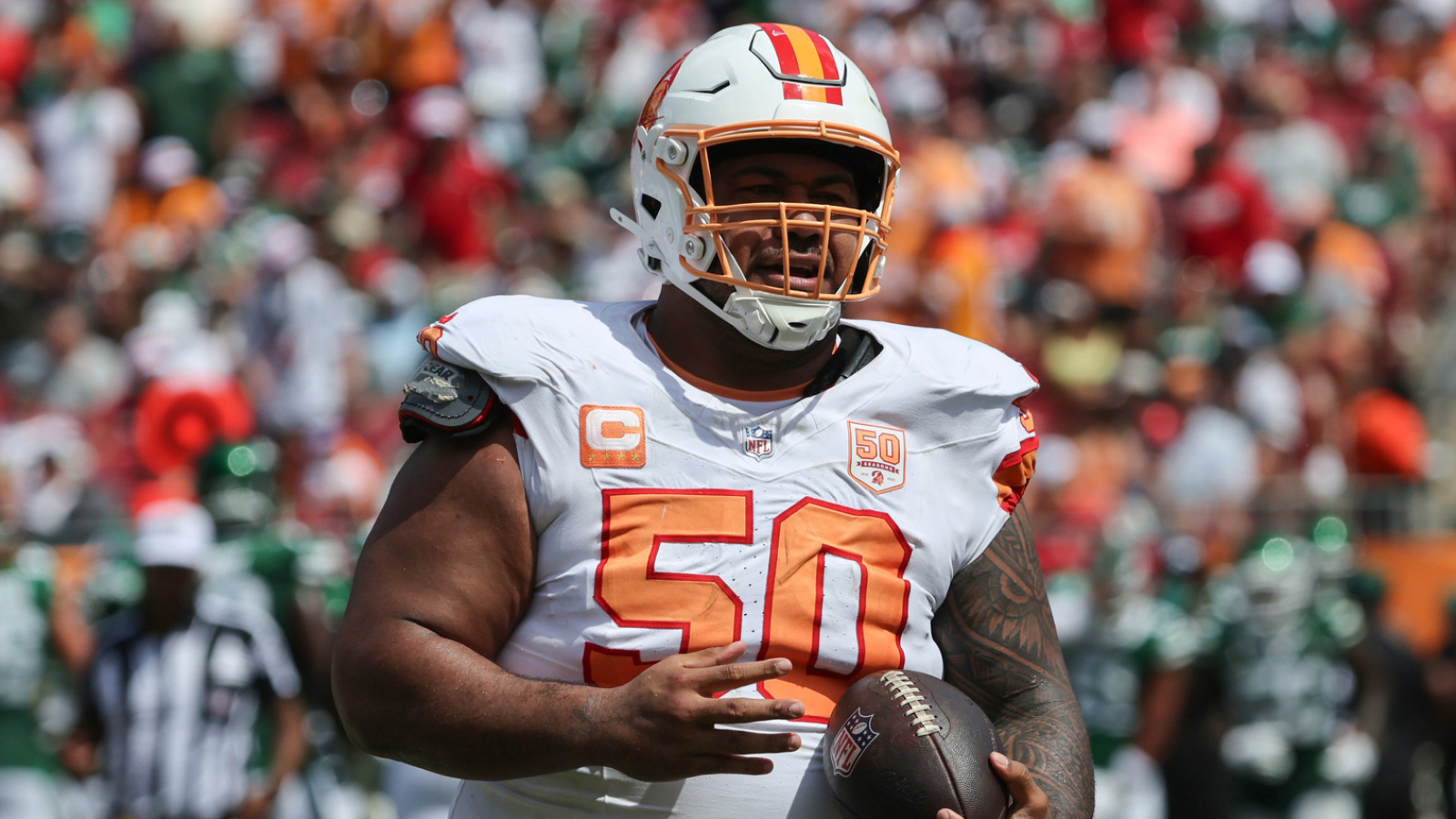 Buccaneers Star ‘Still Hurt’ by Lavonte David Dropping Key Interception ...