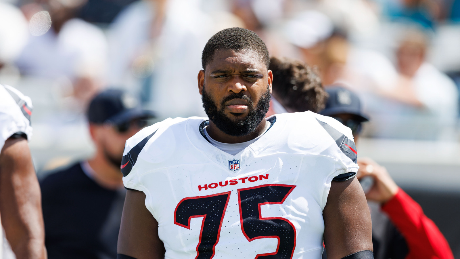 Ravens sign Laken Tomlinson to practice squad, release Carl Lawson ...