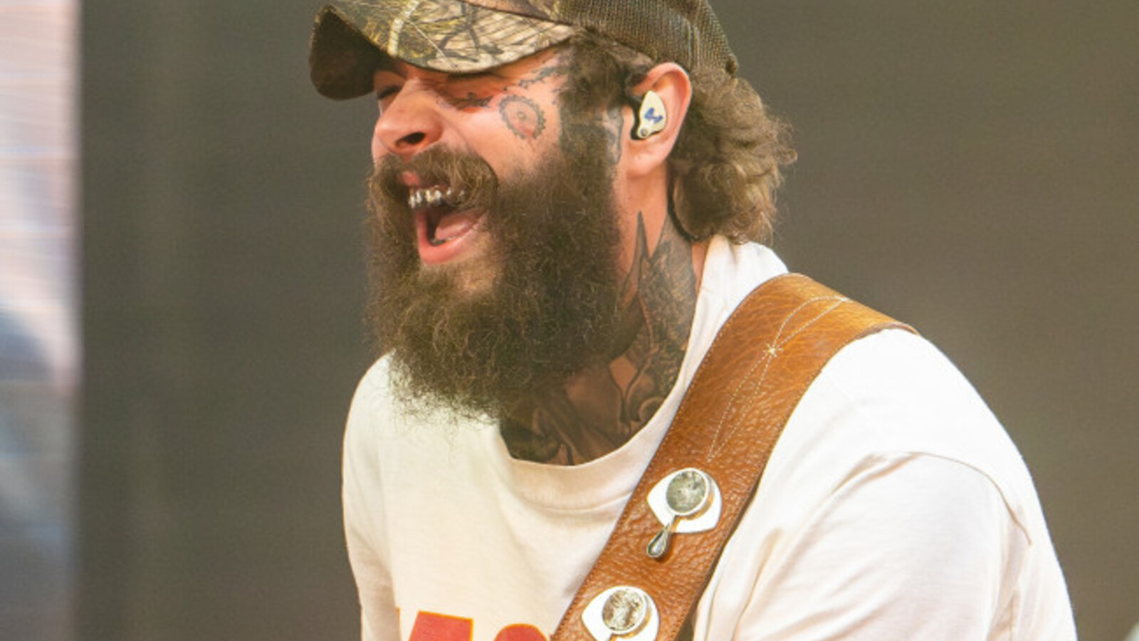 NFL announce Post Malone and Jack White for Thanksgiving halftime shows ...