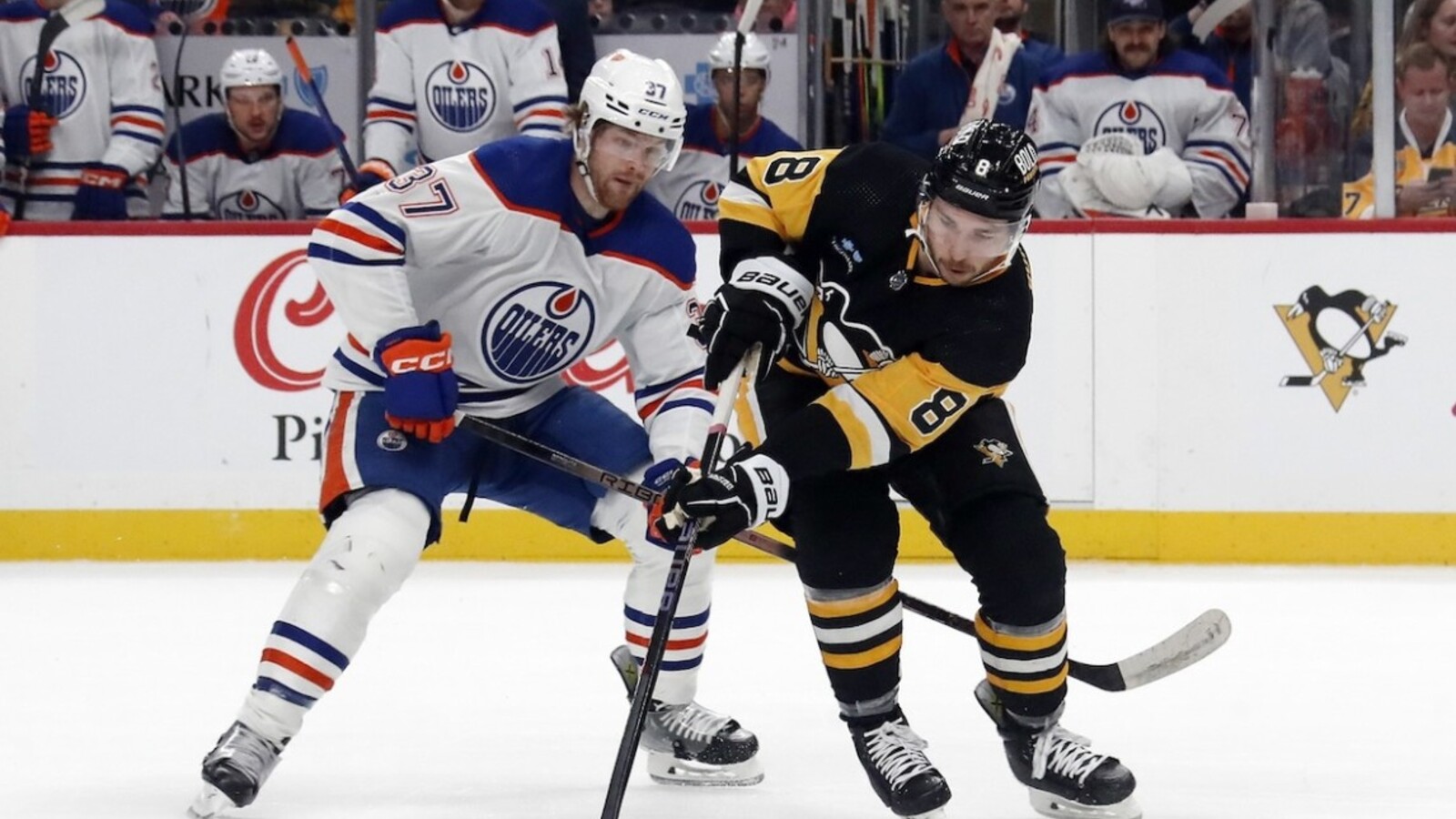 New Winger Becoming Pivotal Part of Penguins Lineup | Yardbarker