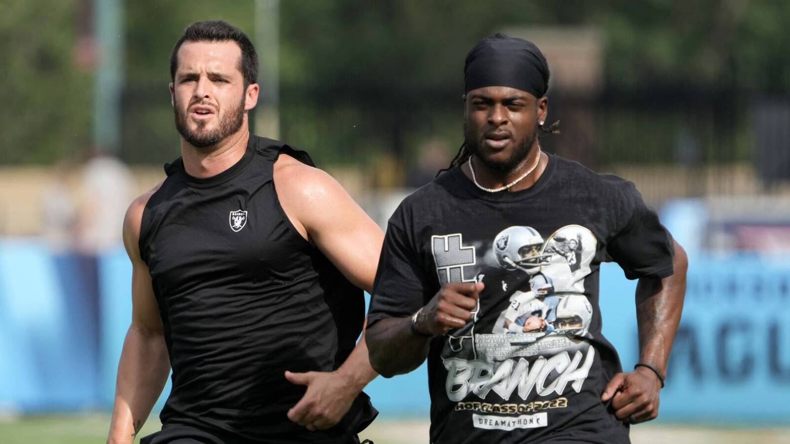 Davante Adams speaks out after Raiders bench Derek Carr | Yardbarker Davante Adams speaks out after Raiders bench Derek Carr | Yardbarker