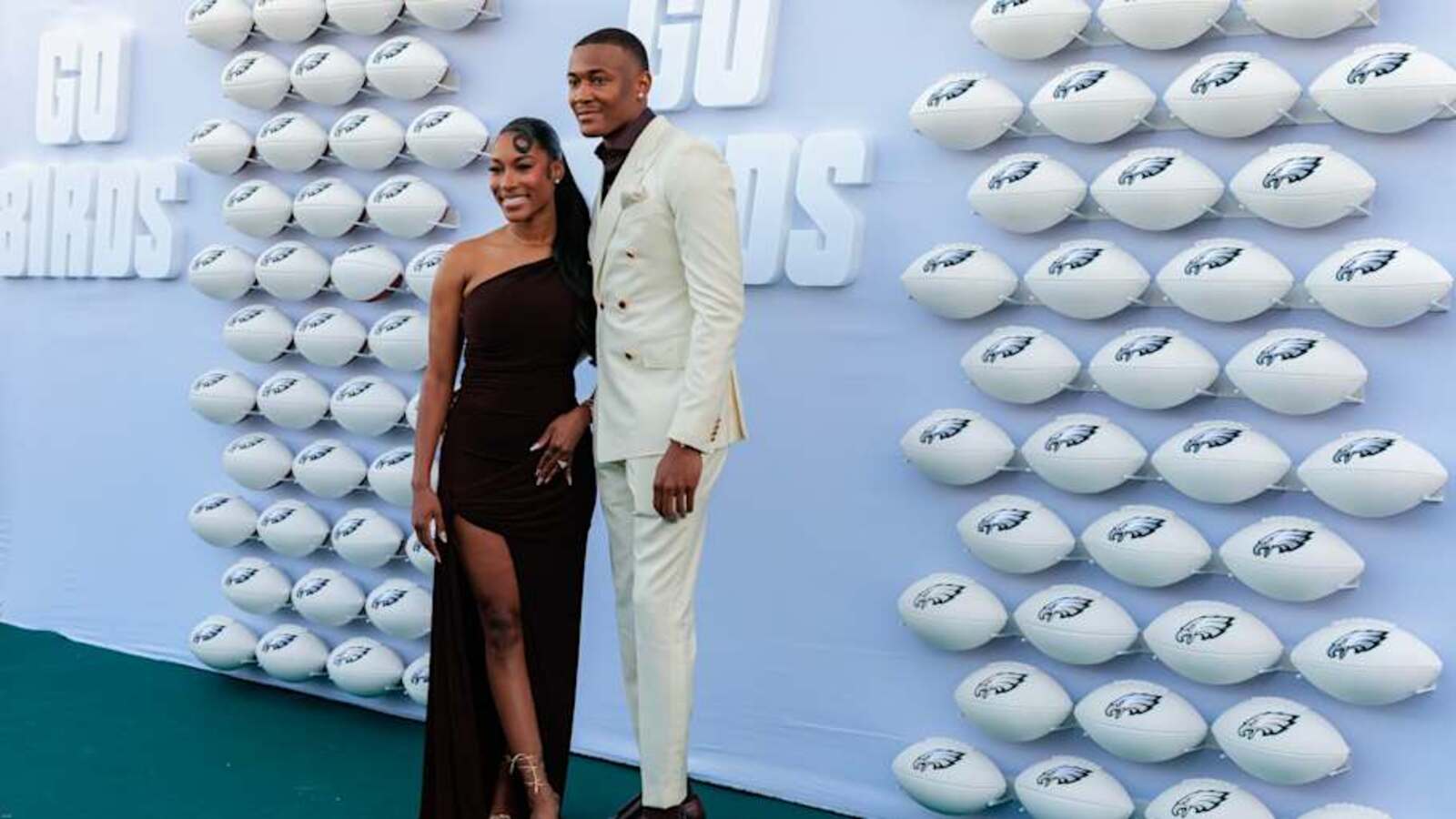 Eagles fans' hearts will be warmed up after DeVonta Smith's fiancée's ...