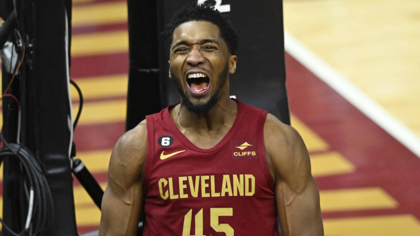 Mitchell's mom called him after Lillard's 71-point game | Yardbarker