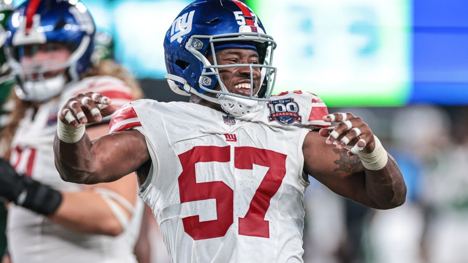 Giants bring back preseason standout linebacker on practice squad ...