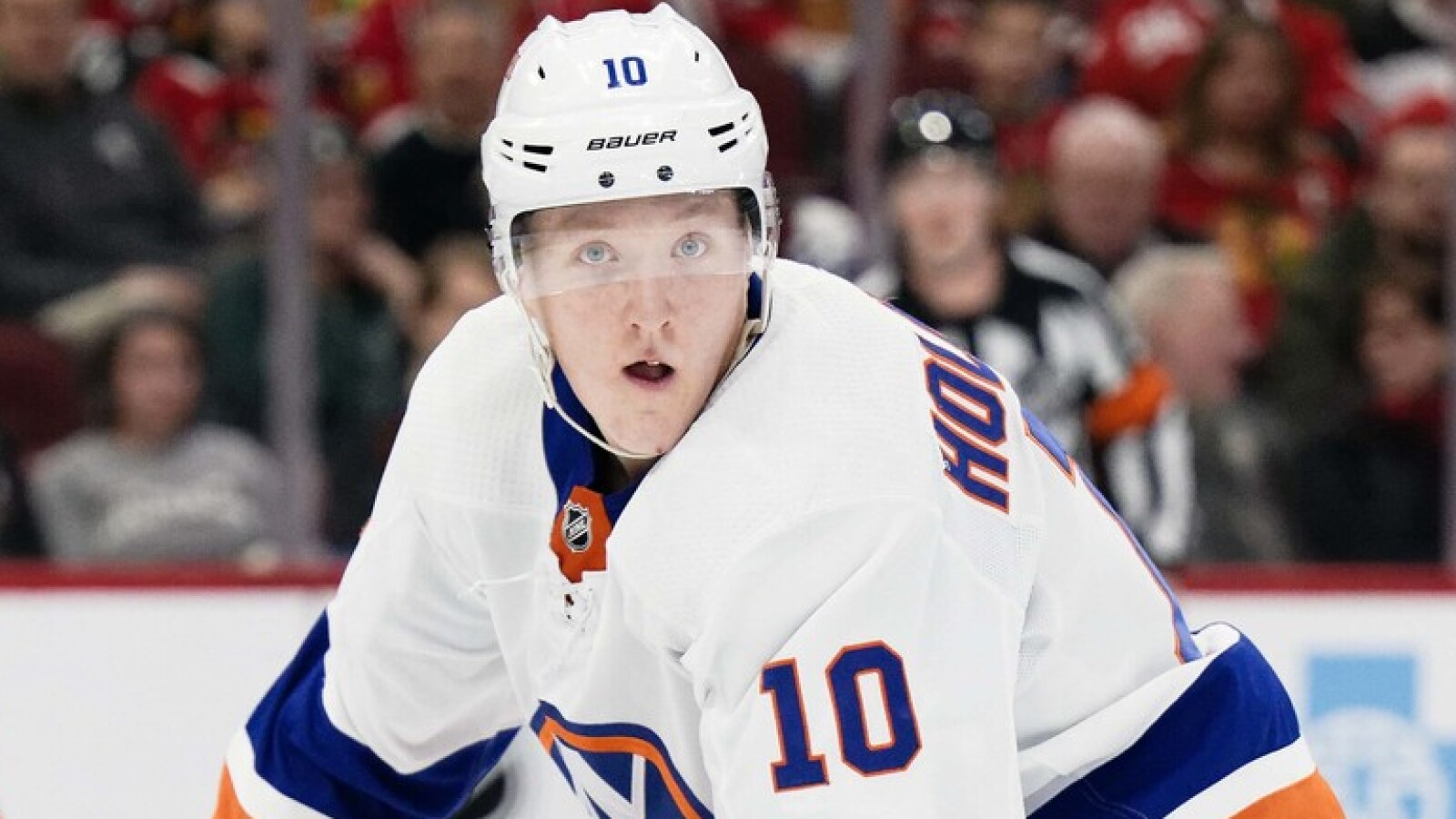 Islanders re-sign young forward to one-year deal | Yardbarker