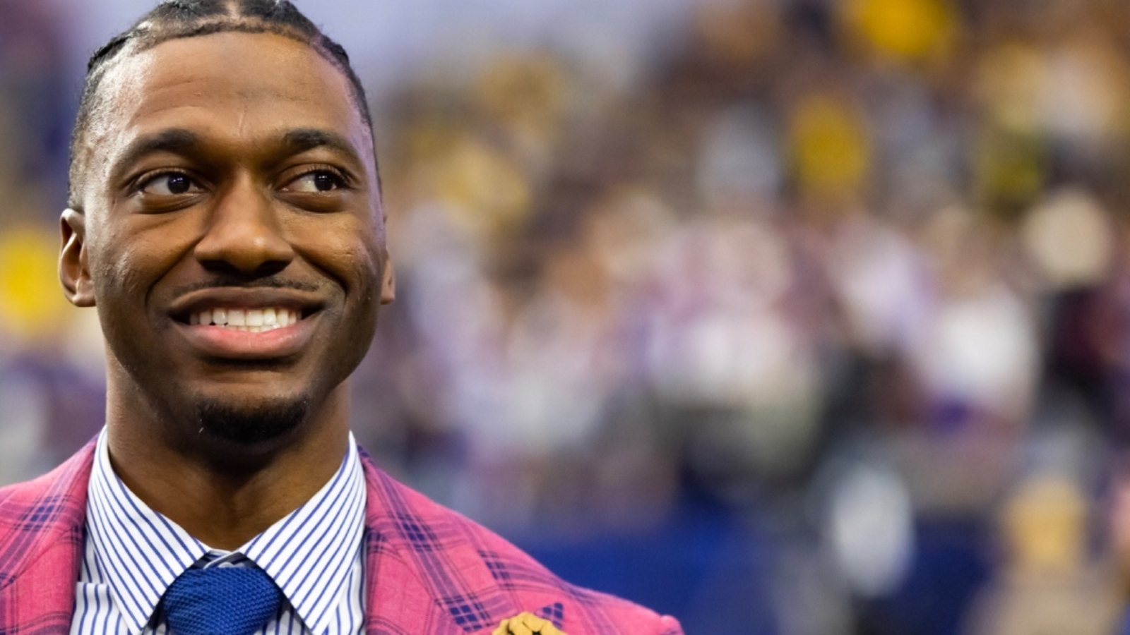 Robert Griffin III reacts after Jayden Daniels breaks his NFL rookie ...