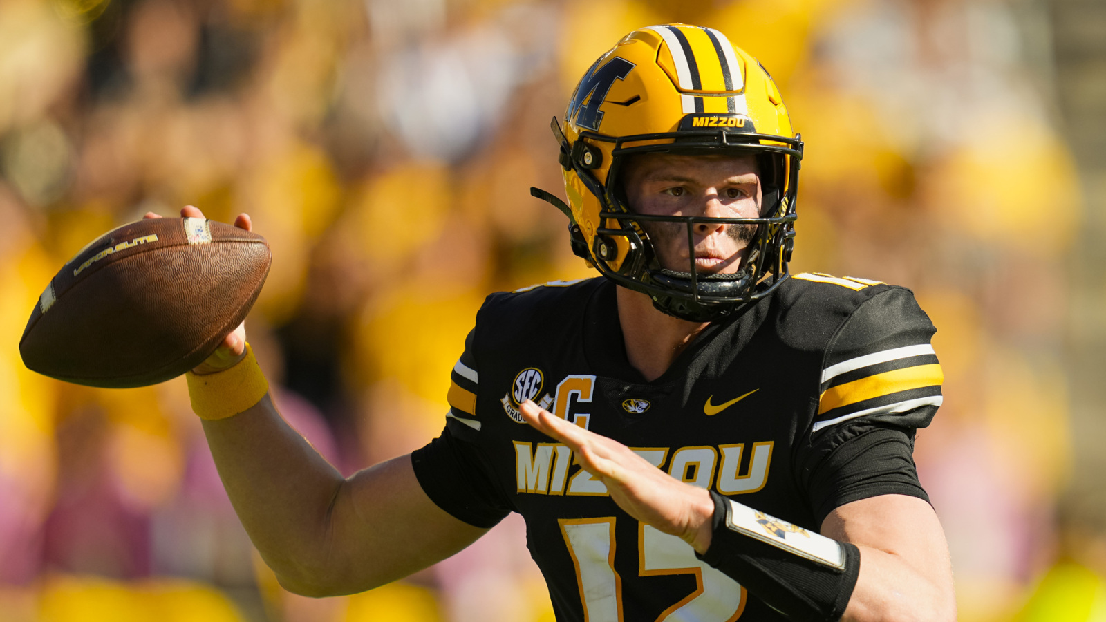 Mizzou HC offers mysterious injury update on QB Brady Cook | Yardbarker