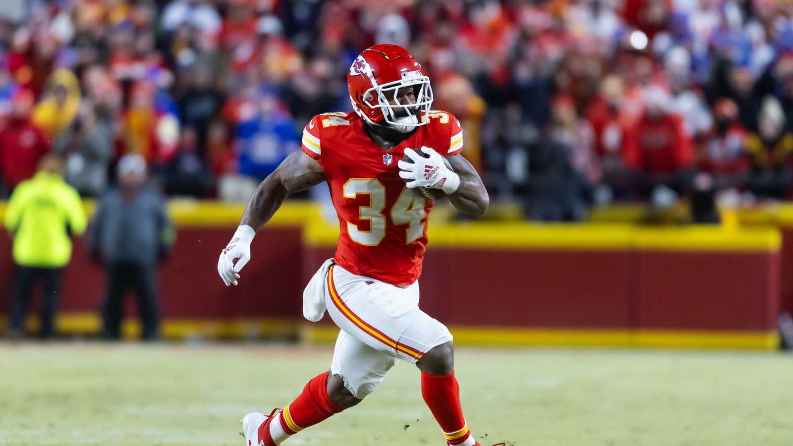 Bengals to sign RB Samaje Perine, LB Oren Burks | Yardbarker