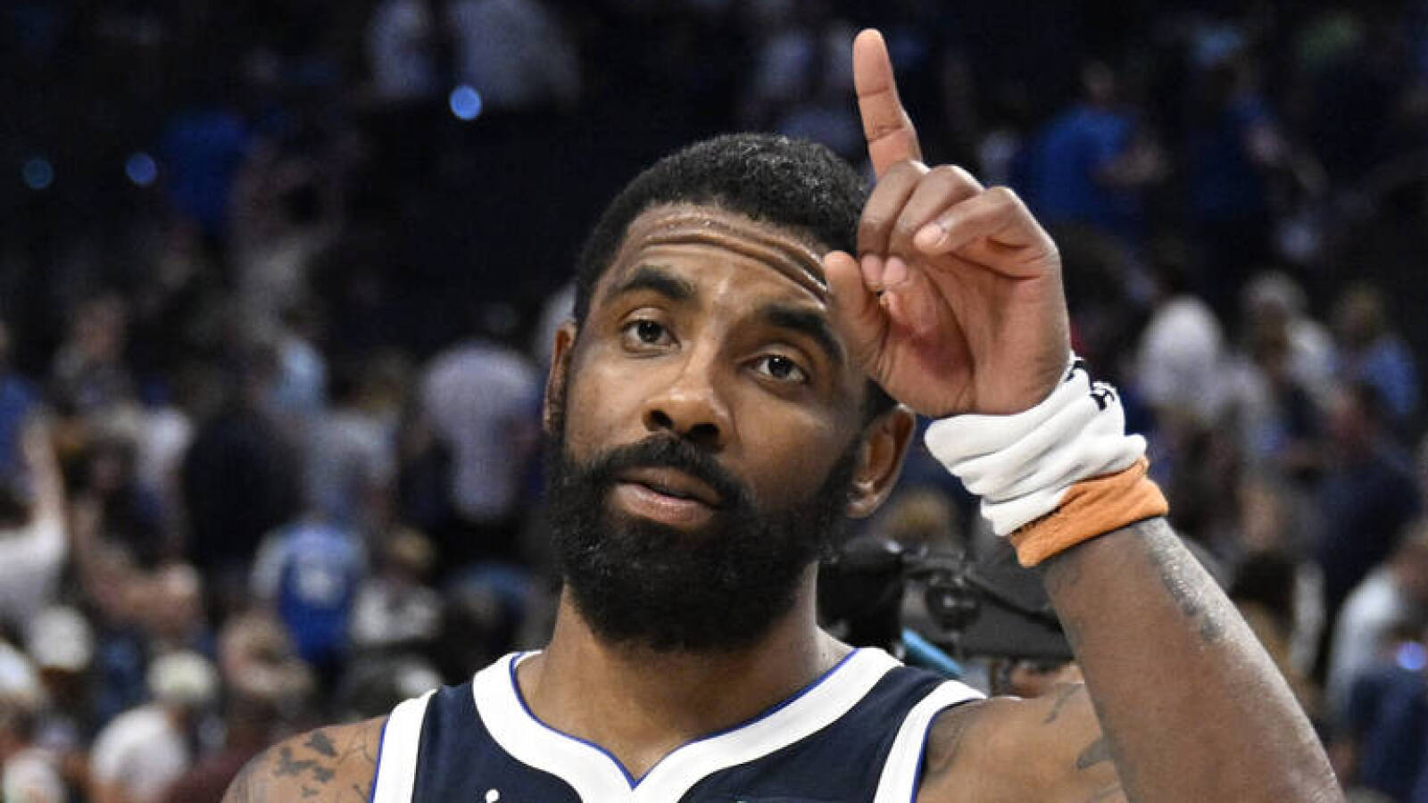 Star guards score 33 each as Mavericks take 3-0 WCF lead | Yardbarker