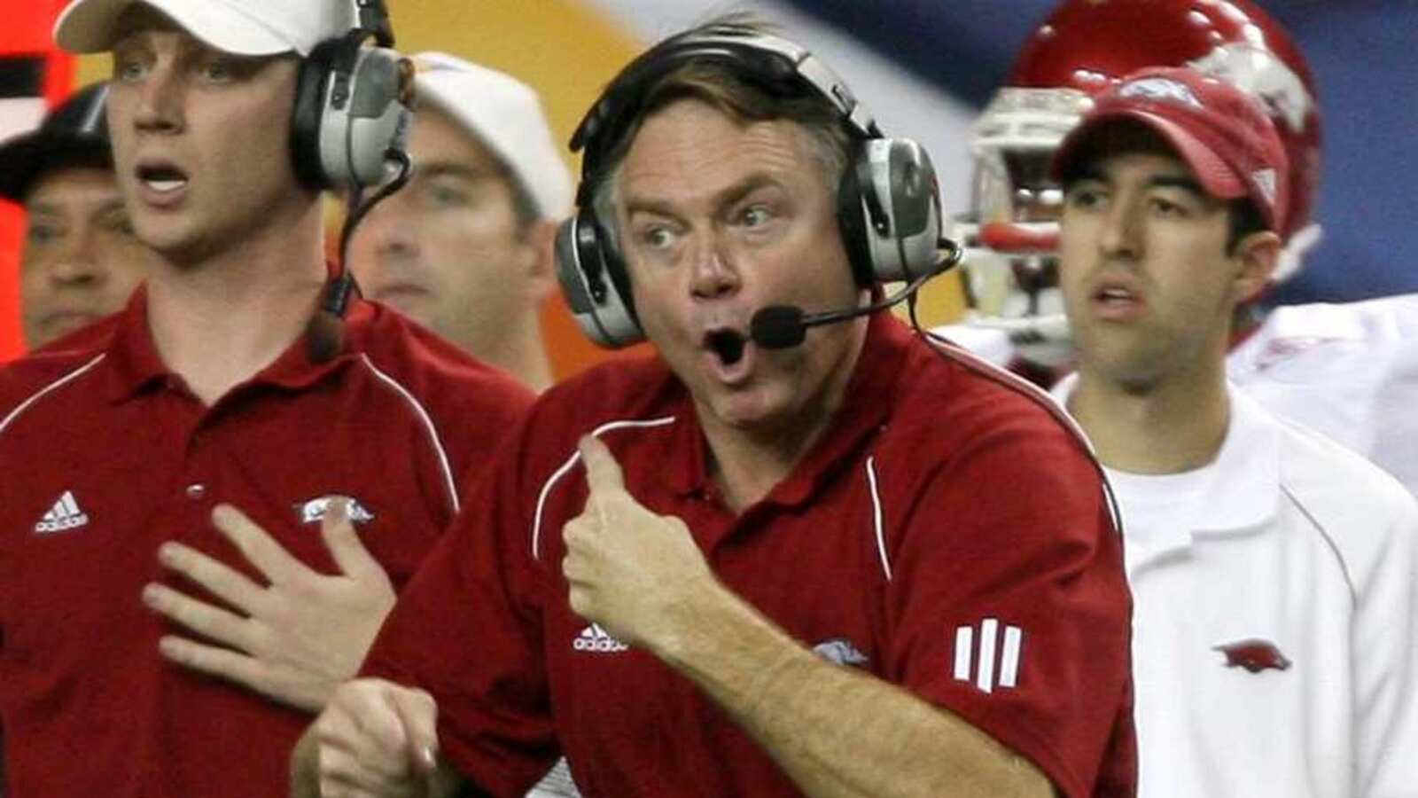 Houston Nutt: Do Fans Most Remember Upset Wins or Betrayal? | Yardbarker