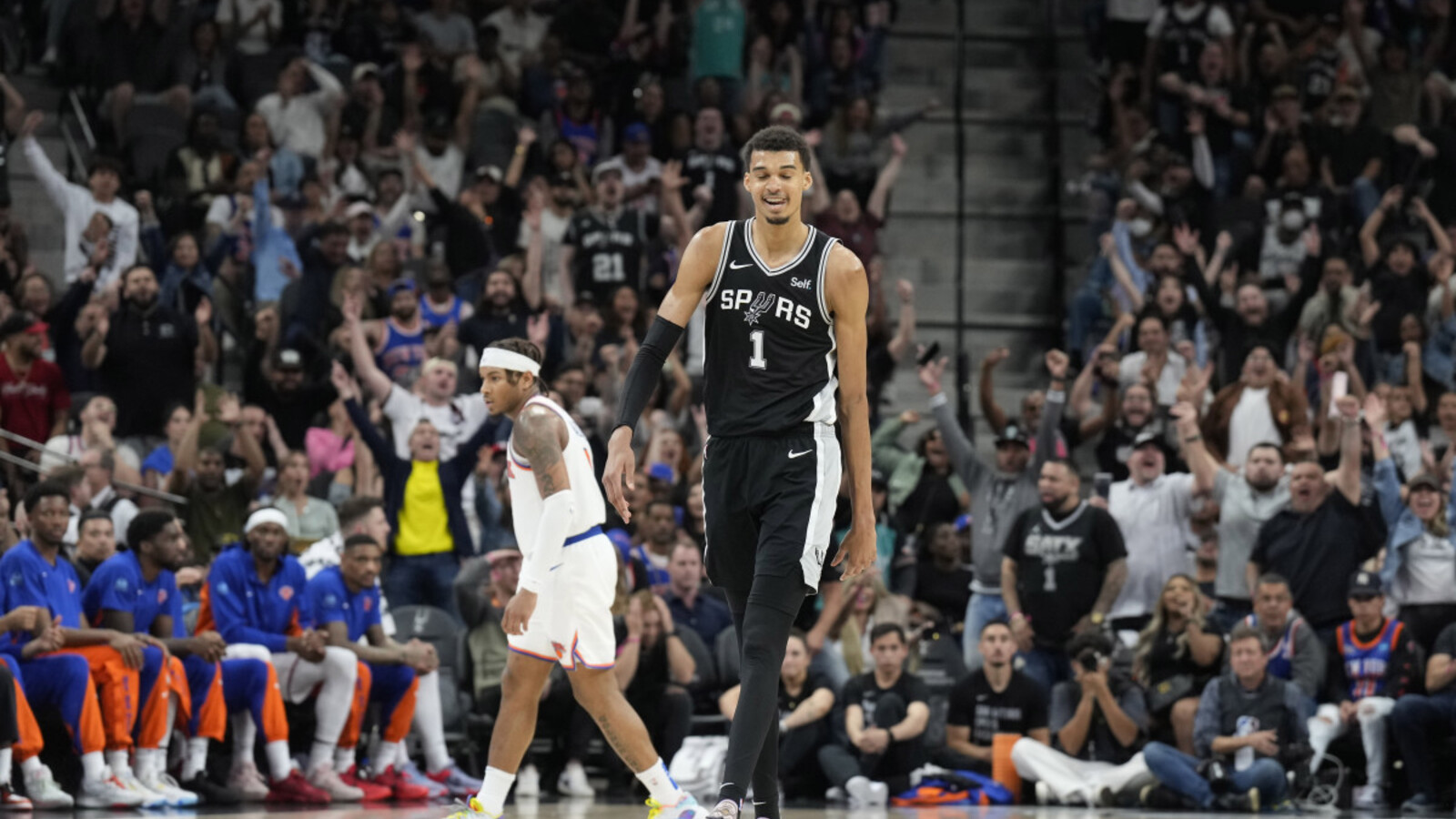 3 Predictions for Spurs vs. Knicks Christmas Game | Yardbarker