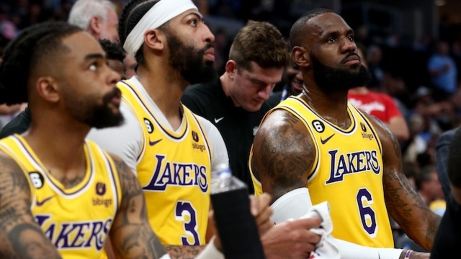 LeBron James, Anthony Davis & D’Angelo Russell Set New Lakers Record ...