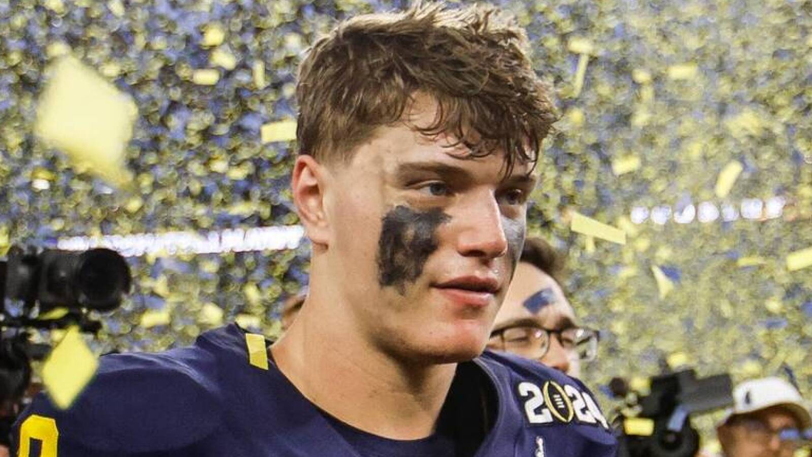 J.J. McCarthy draws rave review early in Vikings camp | Yardbarker