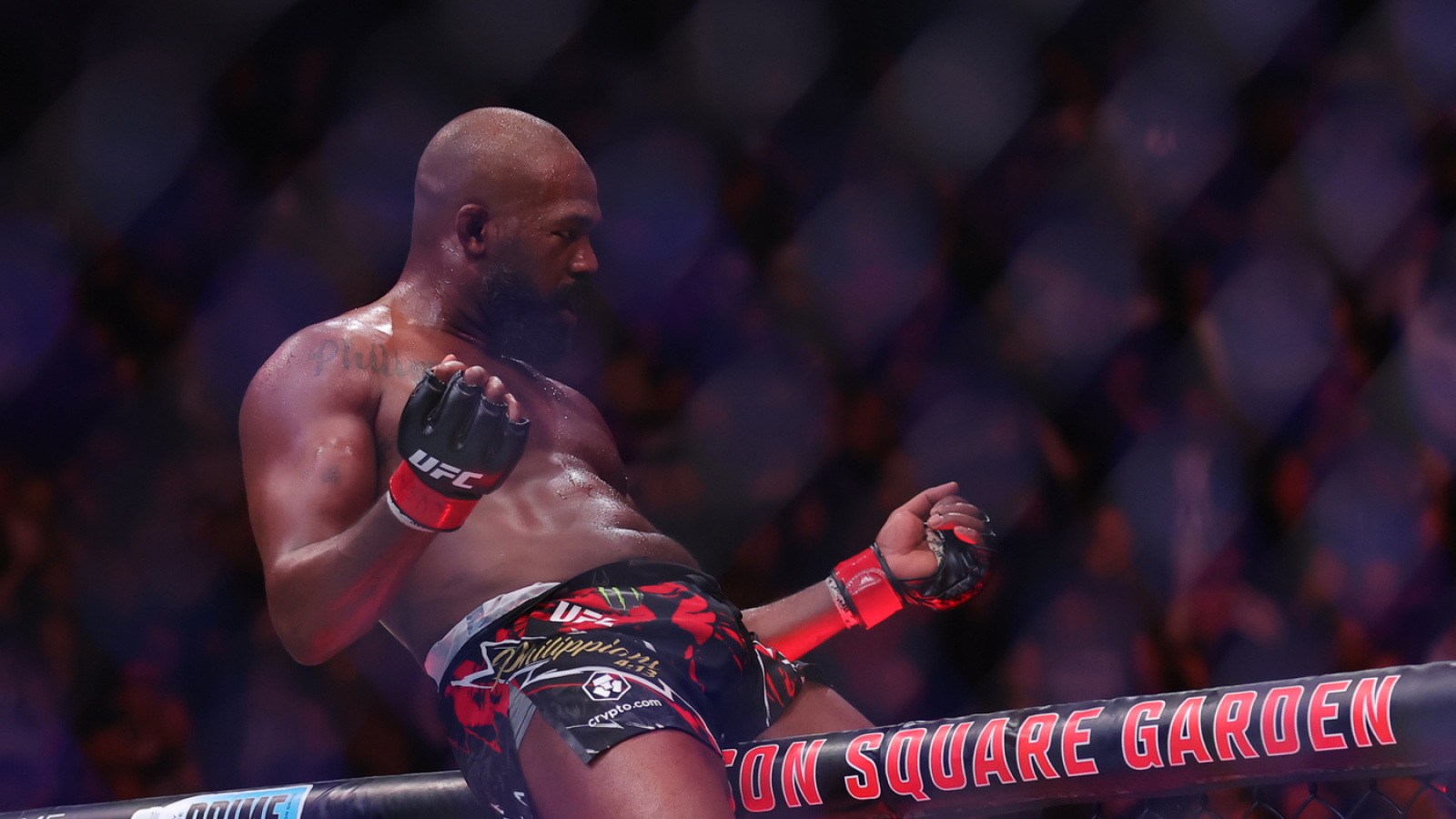 Jon Jones casts doubt on Tom Aspinall fight with huge demand | Yardbarker