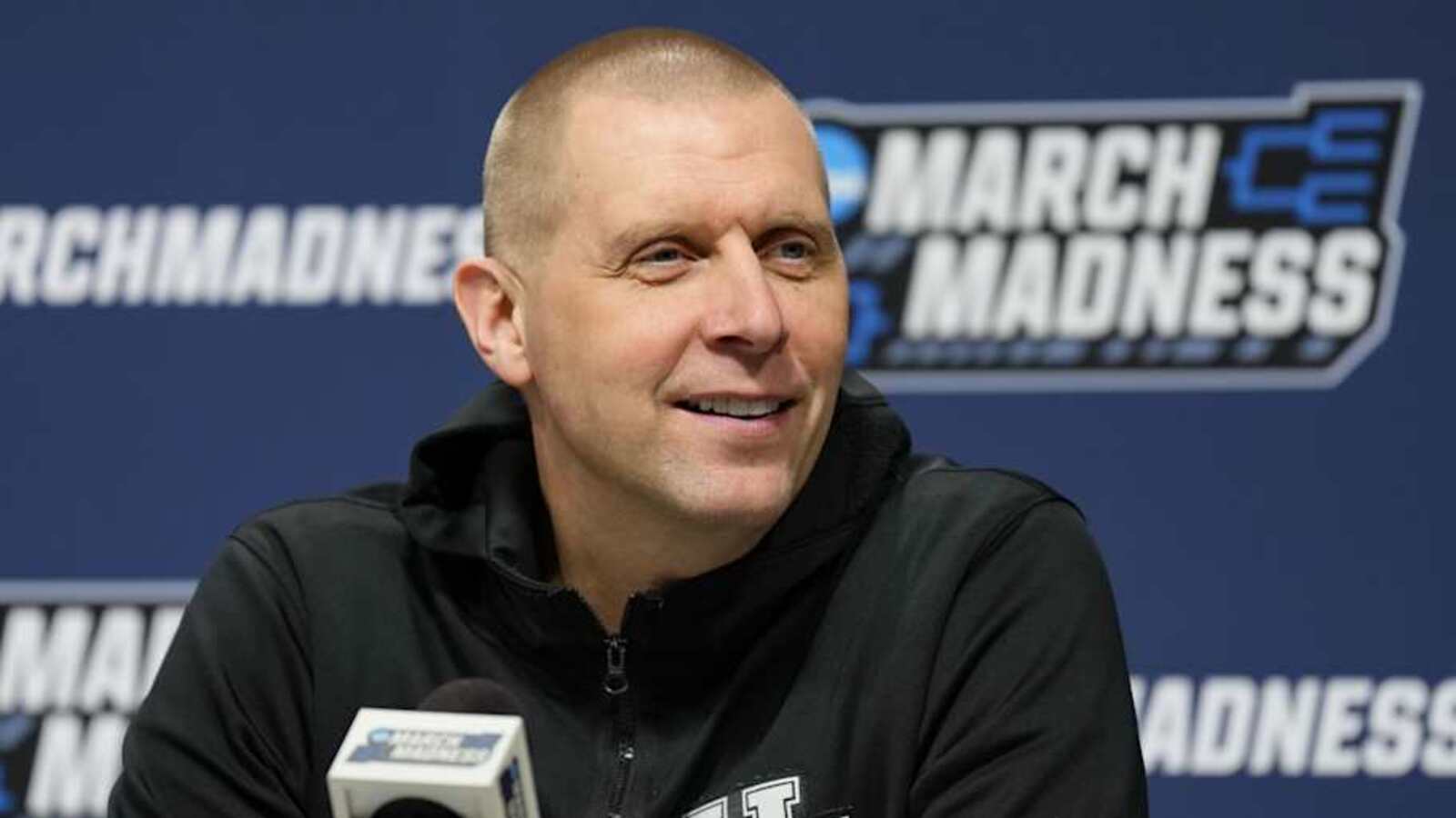 Mark Pope sees a lot of similarities between the Troy Trojans and ...