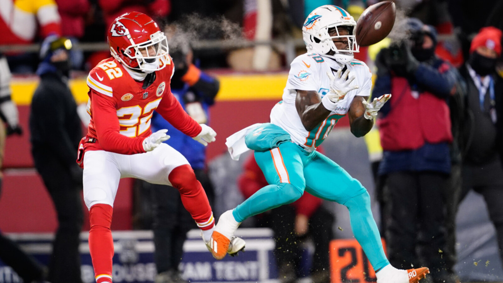 Tyreek Hill gets real about return to Chiefs' Arrowhead Stadium after playoff loss | Yardbarker