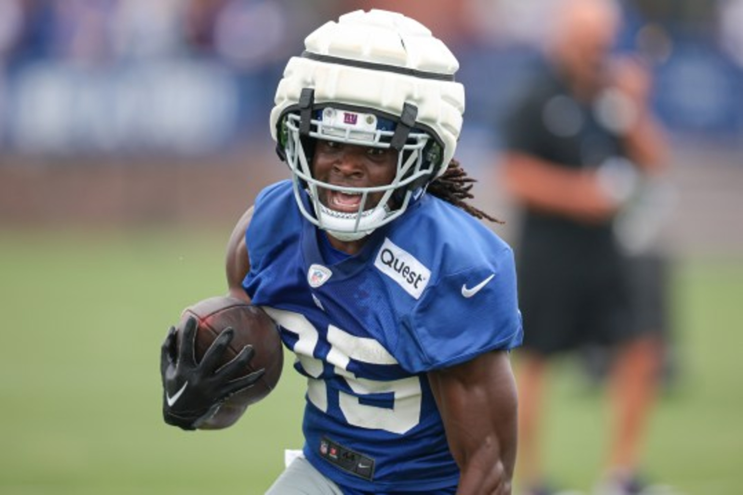 Giants’ speedy running back facing an uphill battle for a roster spot ...