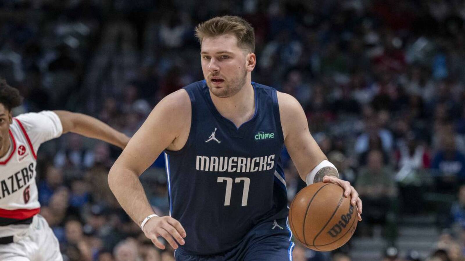 Luka Doncic getting MRI after injuring calf in finale | Yardbarker