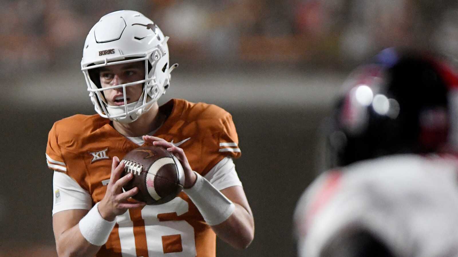 Texas QB Arch Manning impresses in college football debut | Yardbarker