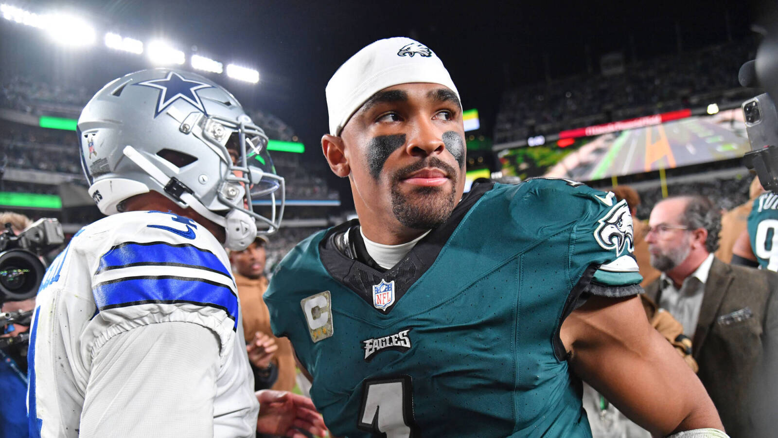 'MNF' preview: Can Eagles avenge Super Bowl loss in Kansas City ...