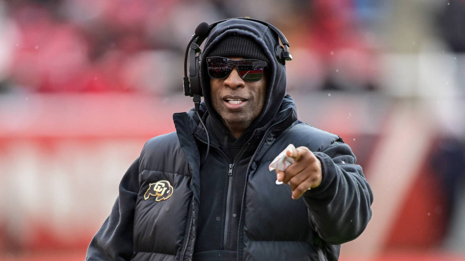 Deion Sanders loses several players to transfer portal | Yardbarker