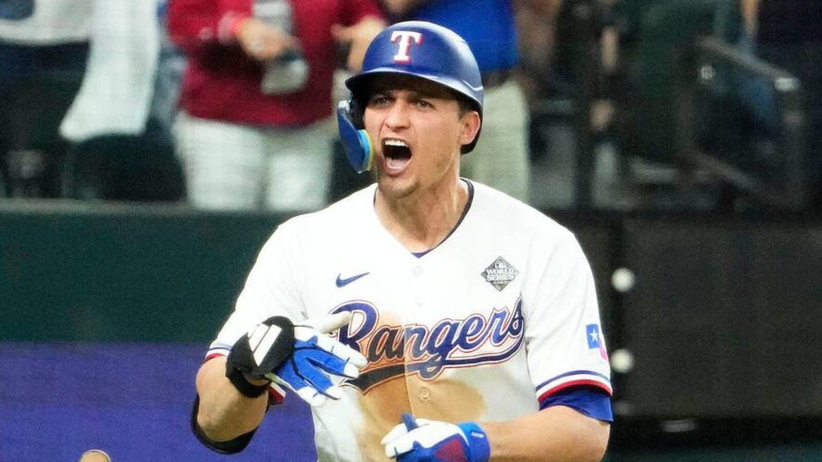 Rangers' Corey Seager undergoes sports hernia surgery | Yardbarker