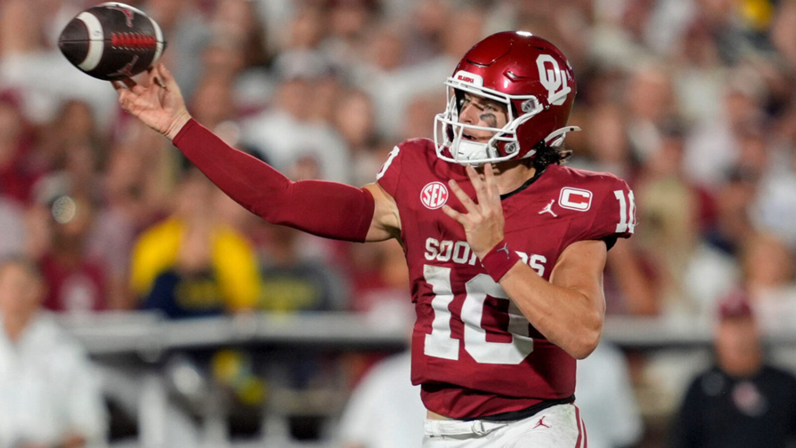 Heisman Trophy Rankings: John Mateer, Carson Beck Lead Crowded Field | Yardbarker