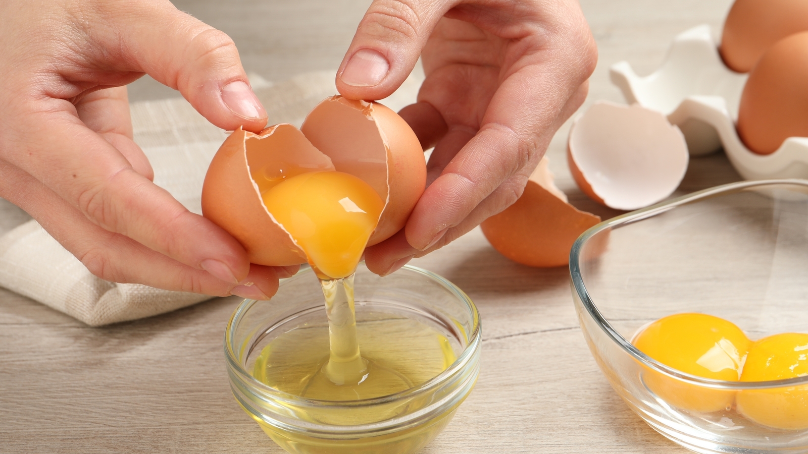 25 simple cooking hacks you should add to your repertoire | Yardbarker