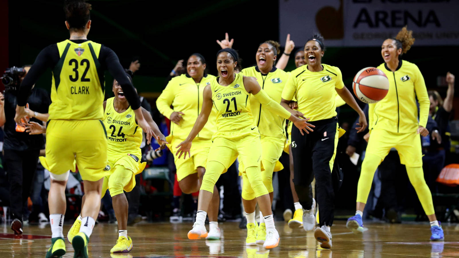 What a record-breaking WNBA season means for the offseason | Yardbarker