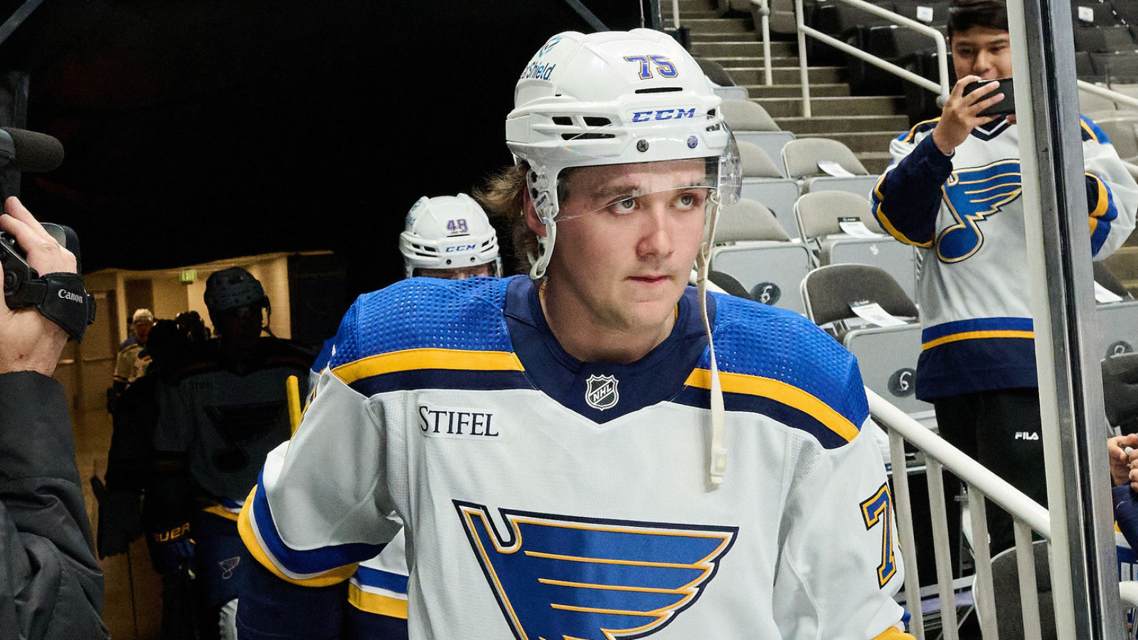 Blues sign veteran defenseman to two-year extension | Yardbarker