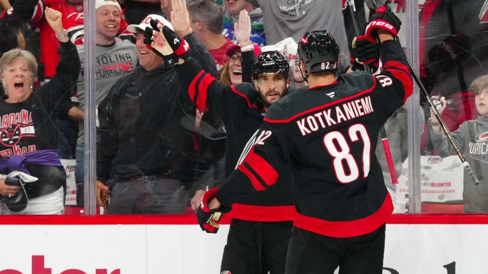 Hurricanes one win away from clinching series after 5-2 win over Caps ...