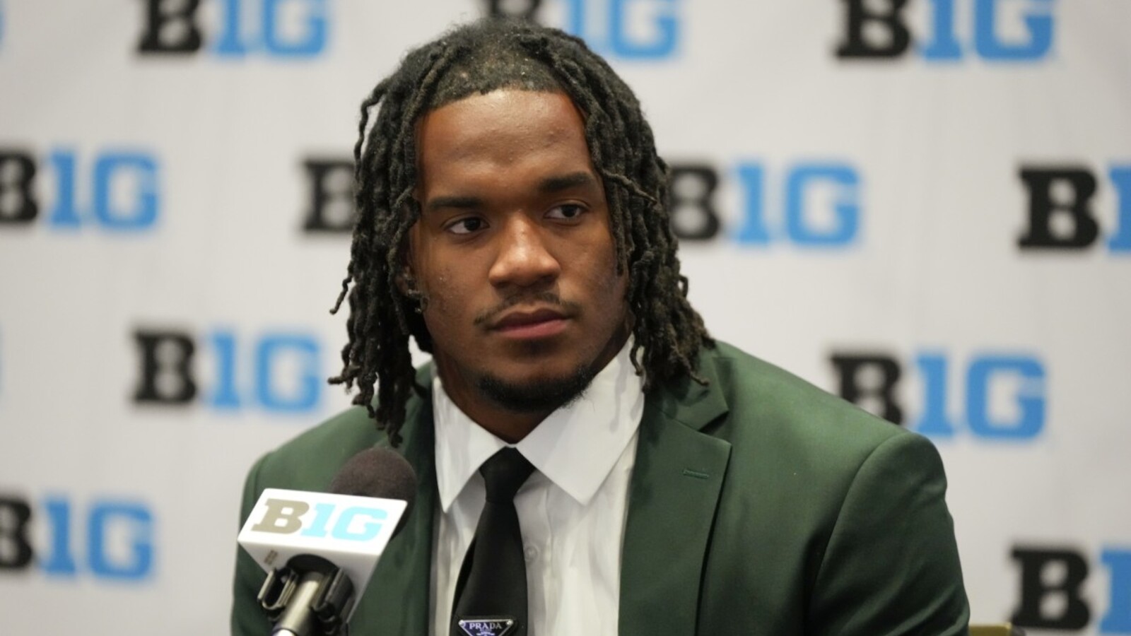 Michigan State Linebacker Backs Jonathan Smith Despite Year 1 Losing ...