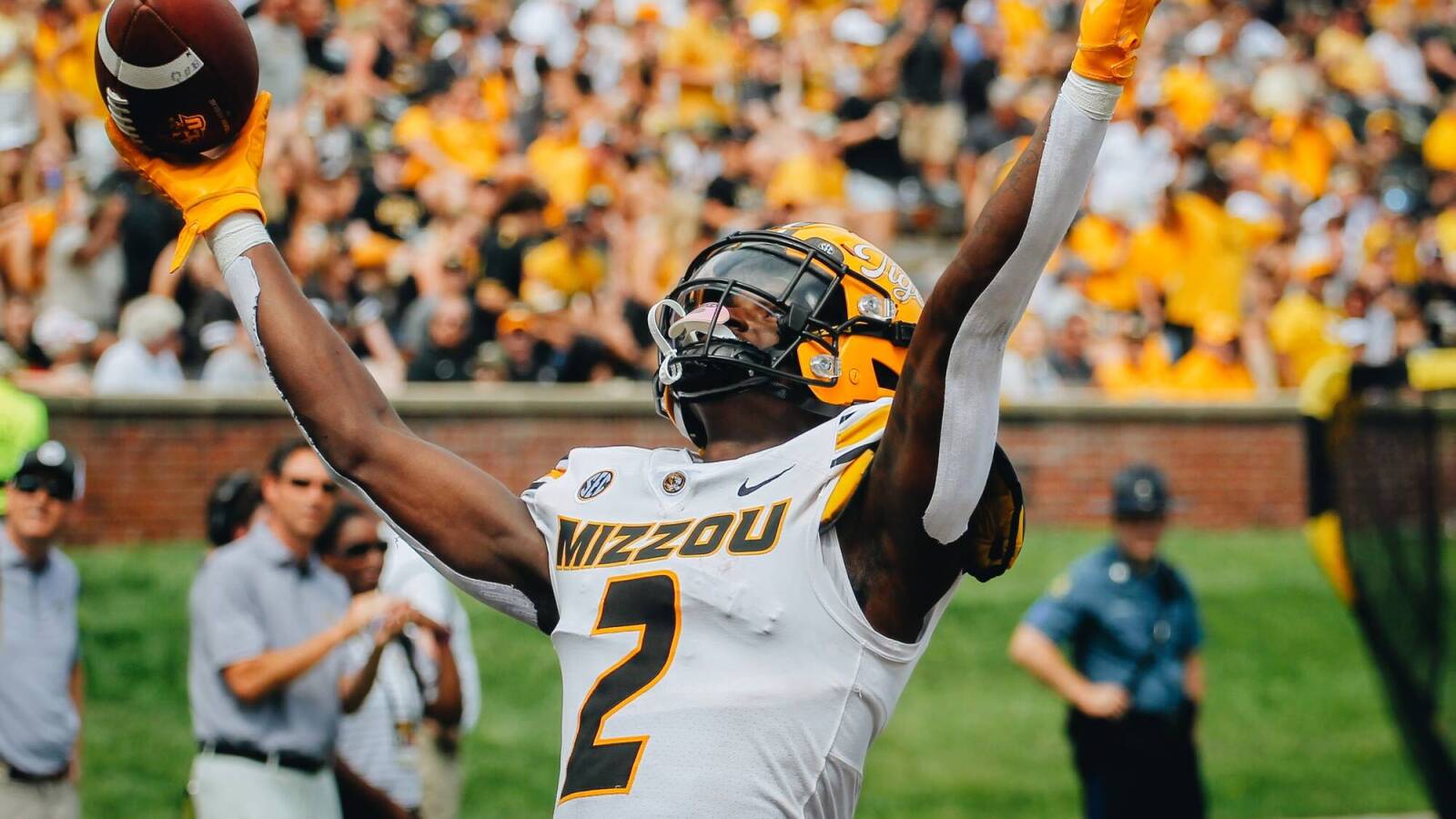 Ennis Rakestraw 2024 NFL Draft: Combine Results, Scouting Report For Missouri CB | Yardbarker