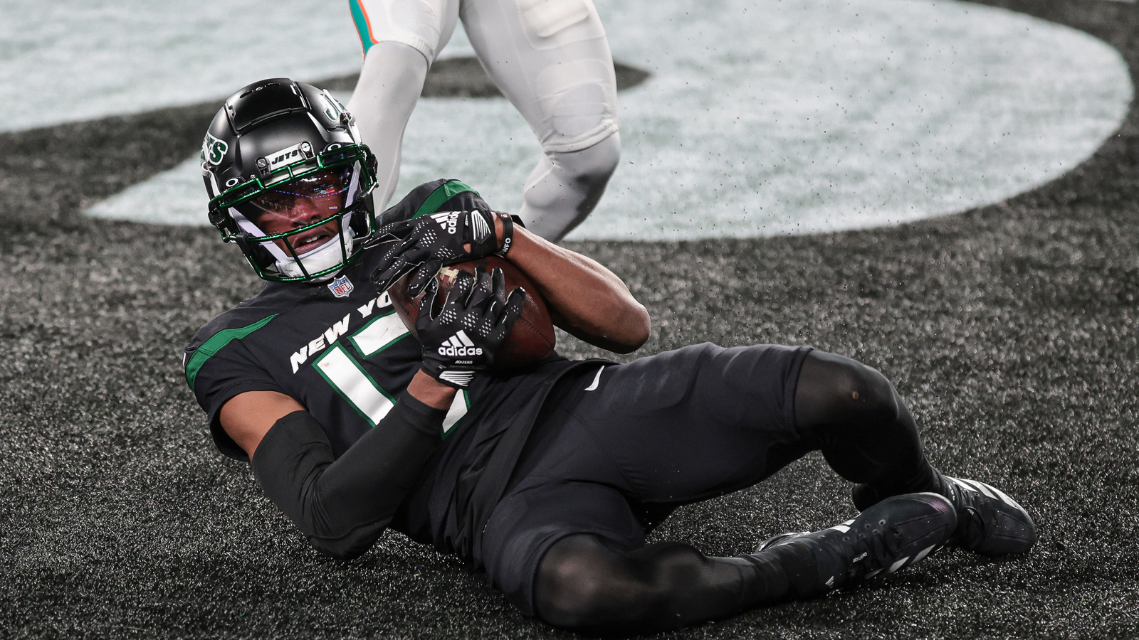 NFL player prop: Partial to a pair of pass-catchers | Yardbarker