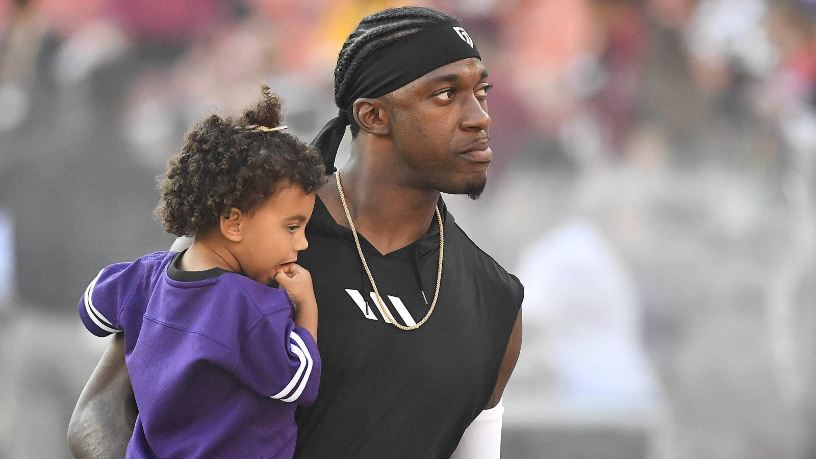 RG3 wearing wife’s hospital bracelet on Sunday after birth of his ...