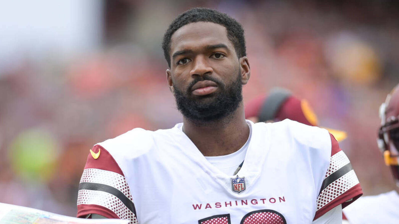 Rival teams looking to land Commanders QB at trade deadline | Yardbarker