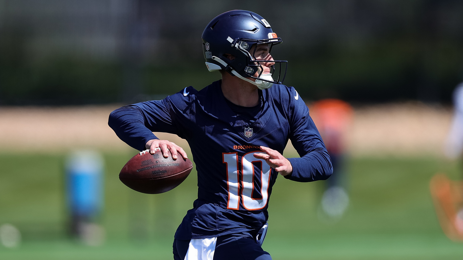 Broncos QB Bo Nix beginning to rise above depth-chart fray | Yardbarker
