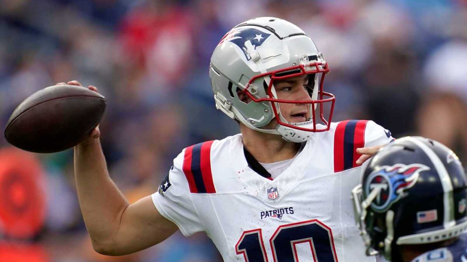 Watch: Patriots' Maye tosses absurd TD pass to send game to OT | Yardbarker