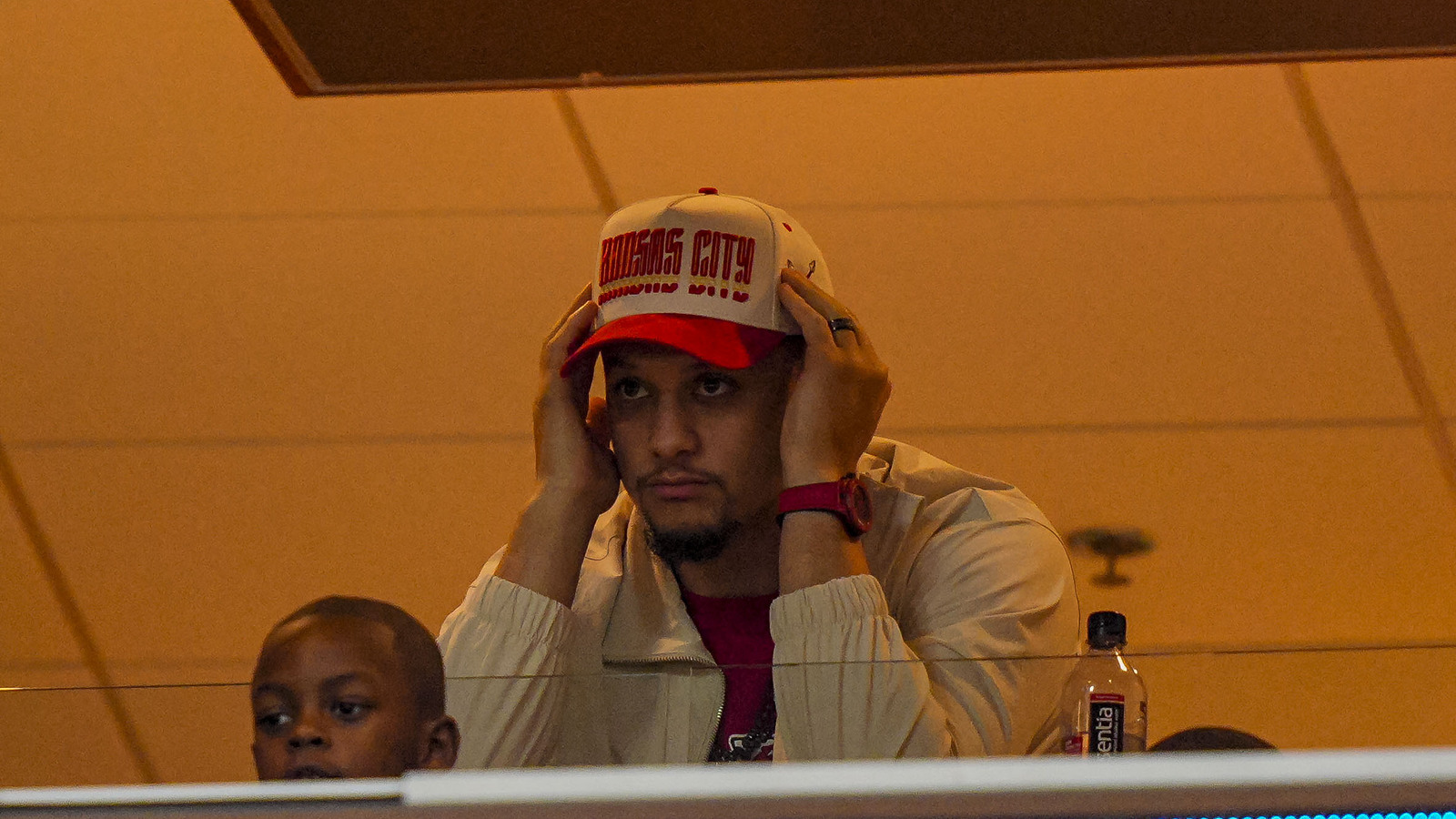 Patrick Mahomes gives first update after ACL surgery | Yardbarker