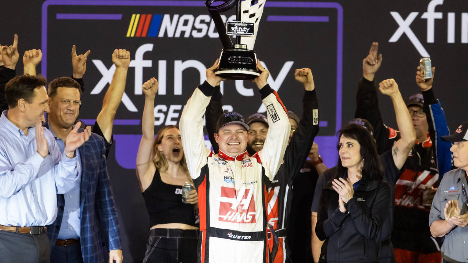 Cole Custer wins NASCAR Xfinity championship | Yardbarker
