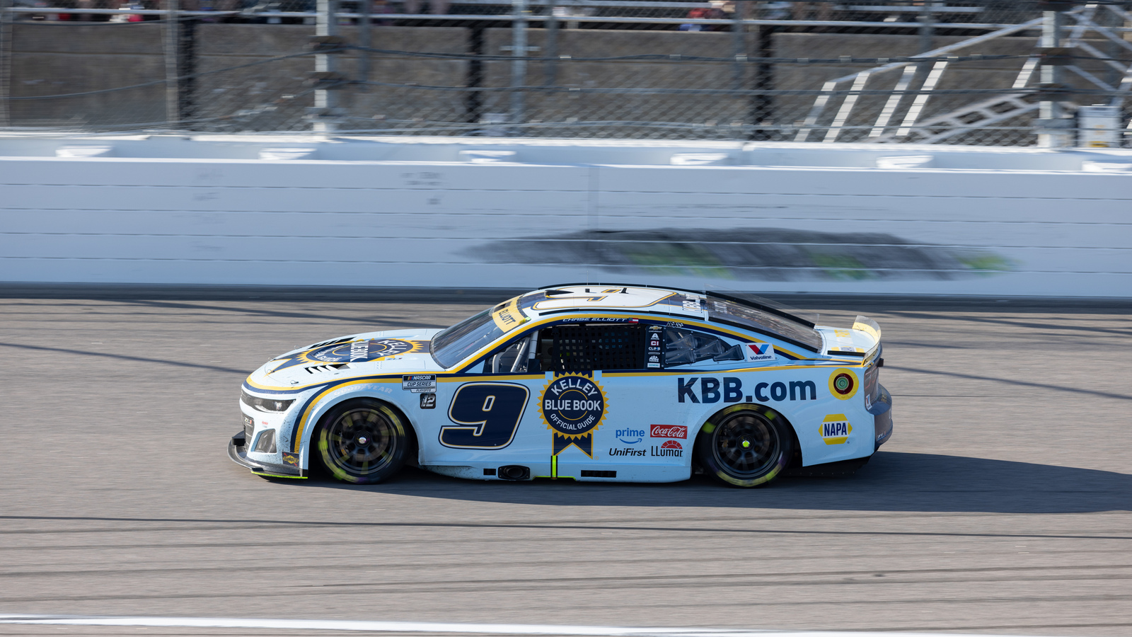 Chase Elliott’s Crew Chief Sends Clear Roval Message After Kansas ...