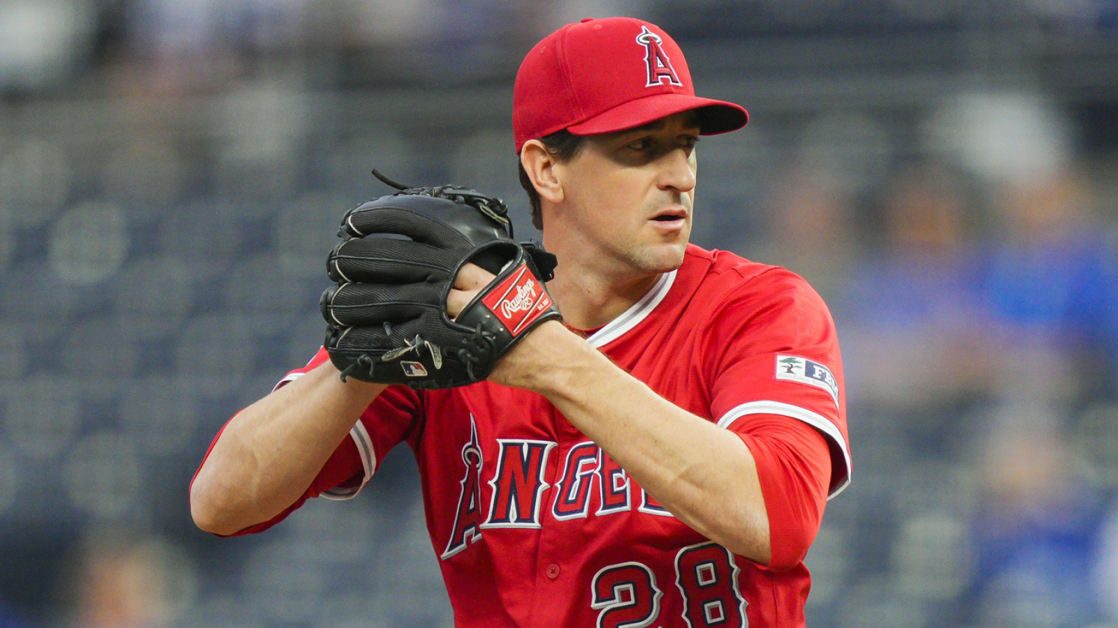 Former World Series champion undecided on pitching in 2026 | Yardbarker